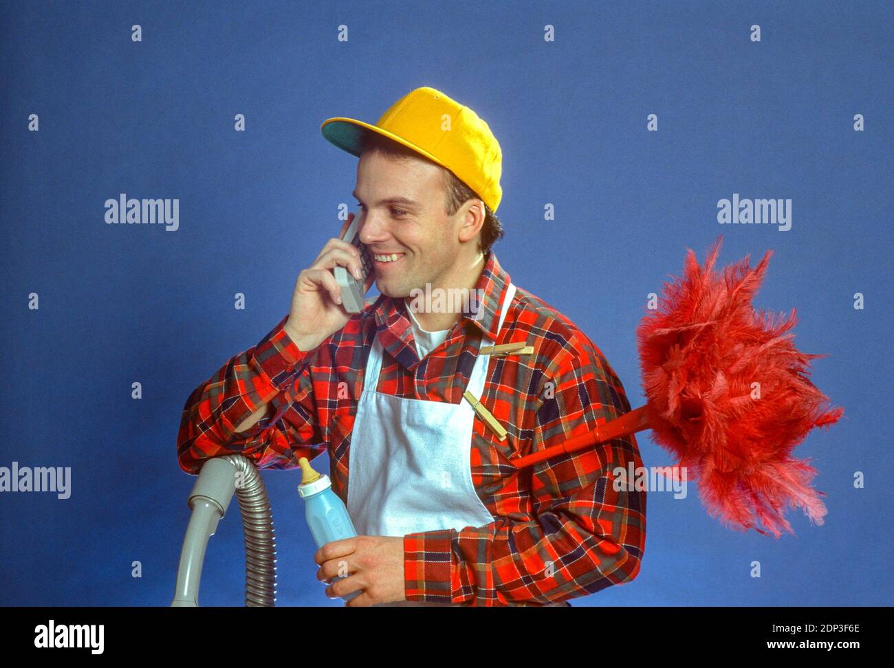 Baby Feather Duster Hi-res Stock Photography And Images, 43% OFF
