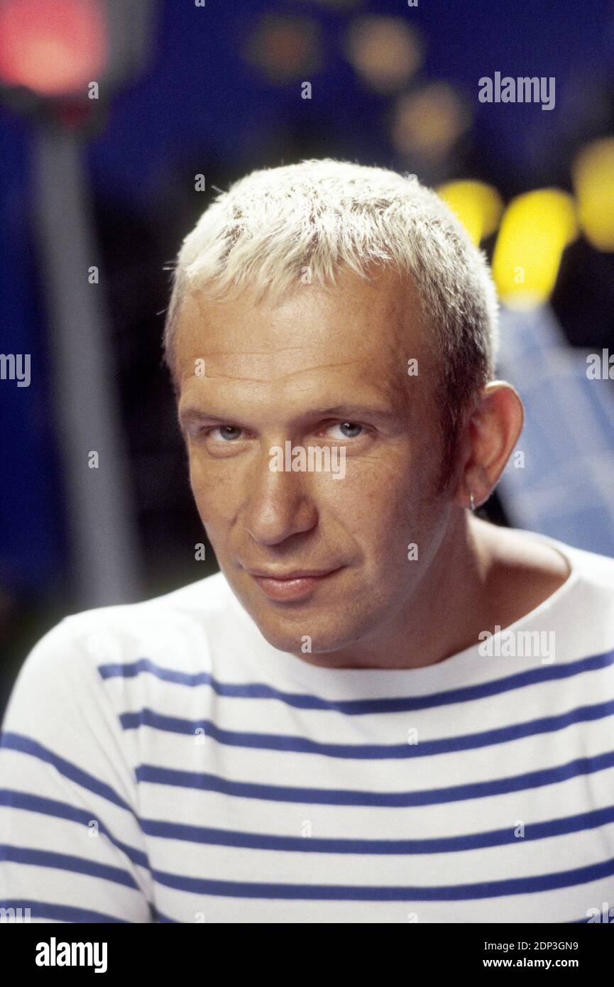 Euro trash fashion hi-res stock photography and images - Alamy