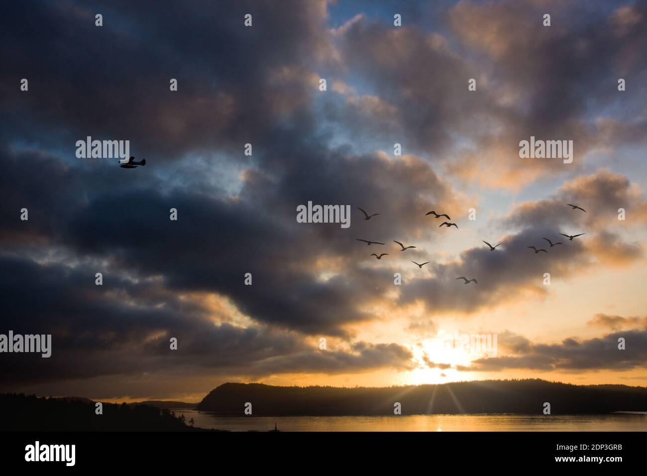 Aircraft tower waves hi-res stock photography and images - Alamy