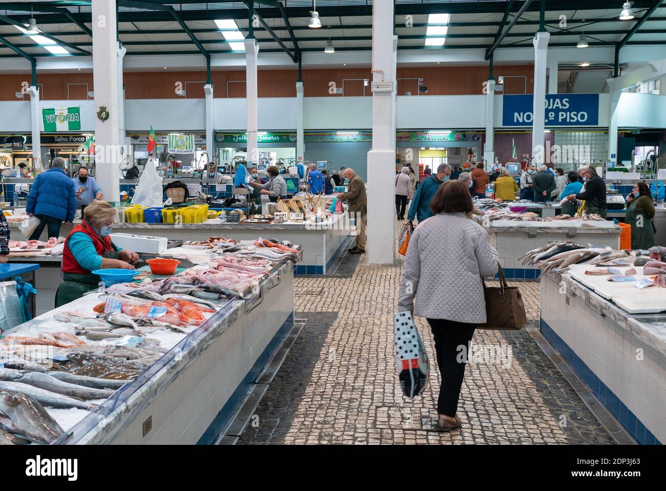 Setubal market hi-res stock photography and images - Alamy