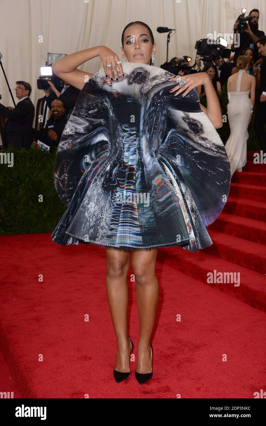 Solange Knowles attends the China: Through The Looking Glass Costume ...