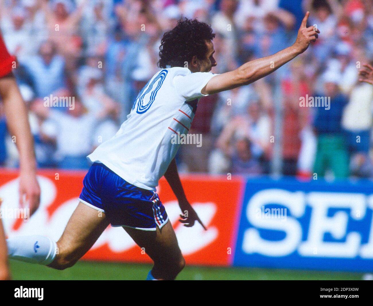 Uefa euro 1984 hi-res stock photography and images - Alamy