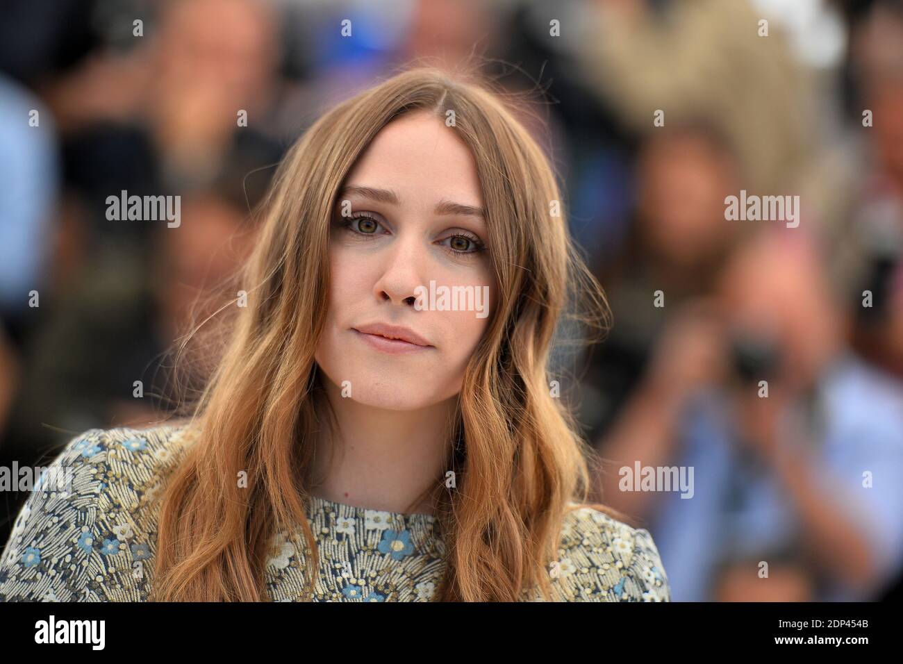 Sarah Sutherland posing at the photocall for the film Chronic as part ...