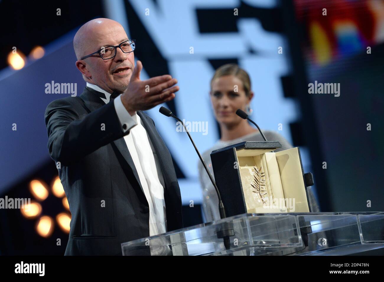 Director Jacques Audiart poses with The Palm d'Or for his film 'Dheepan ...