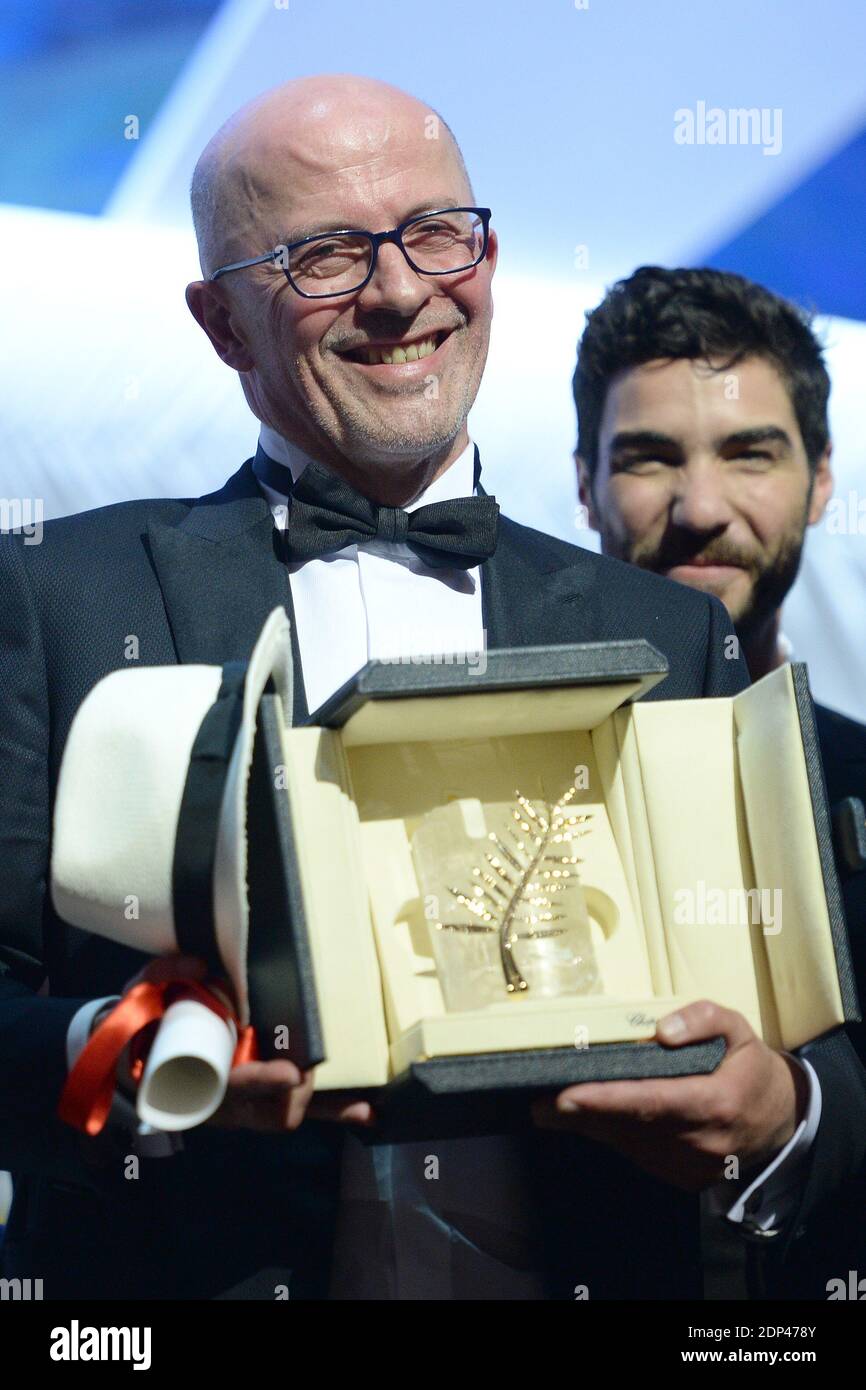 Director Jacques Audiart poses with The Palm d'Or for his film 'Dheepan ...