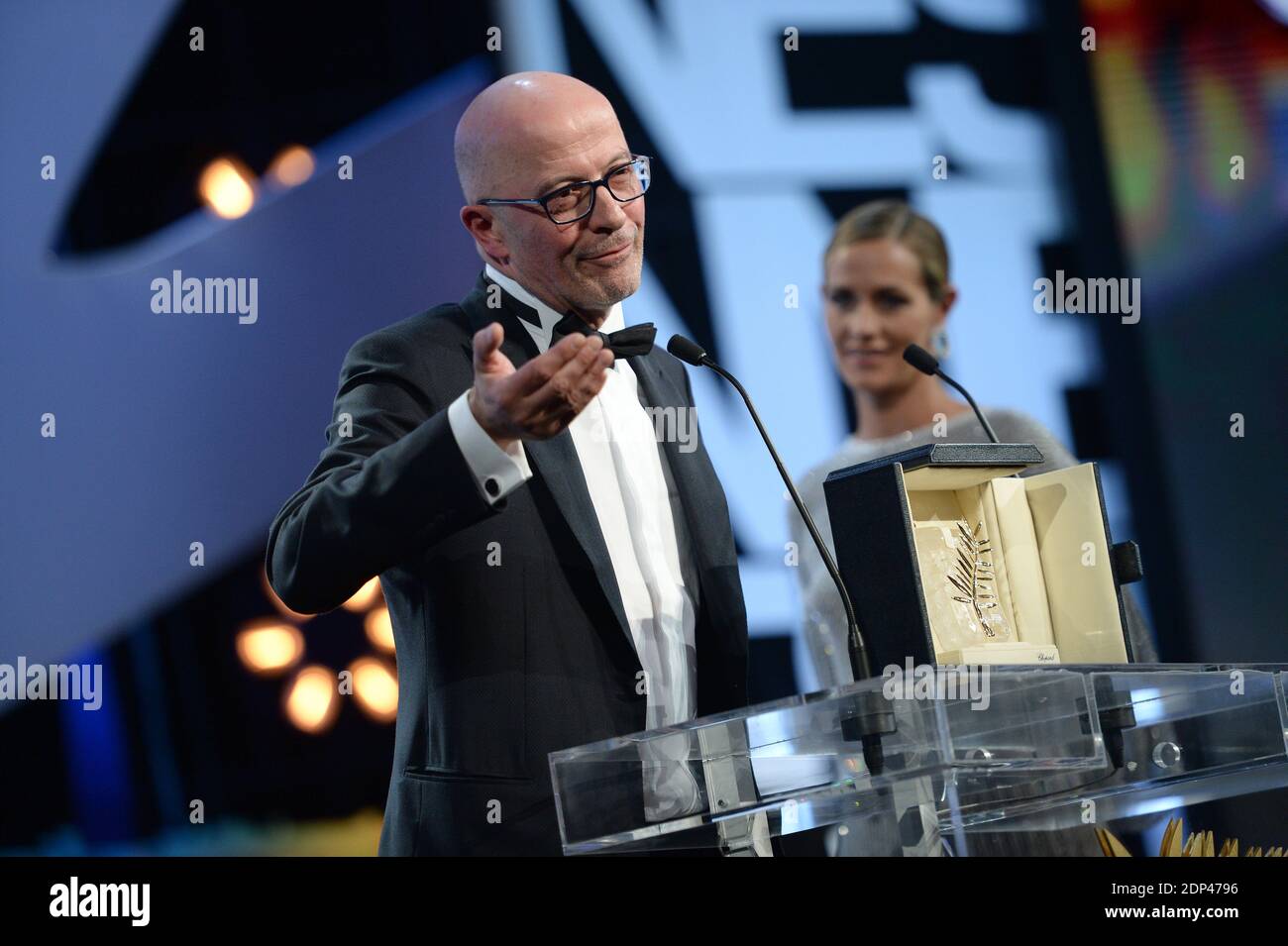 Director Jacques Audiart poses with The Palm d'Or for his film 'Dheepan ...