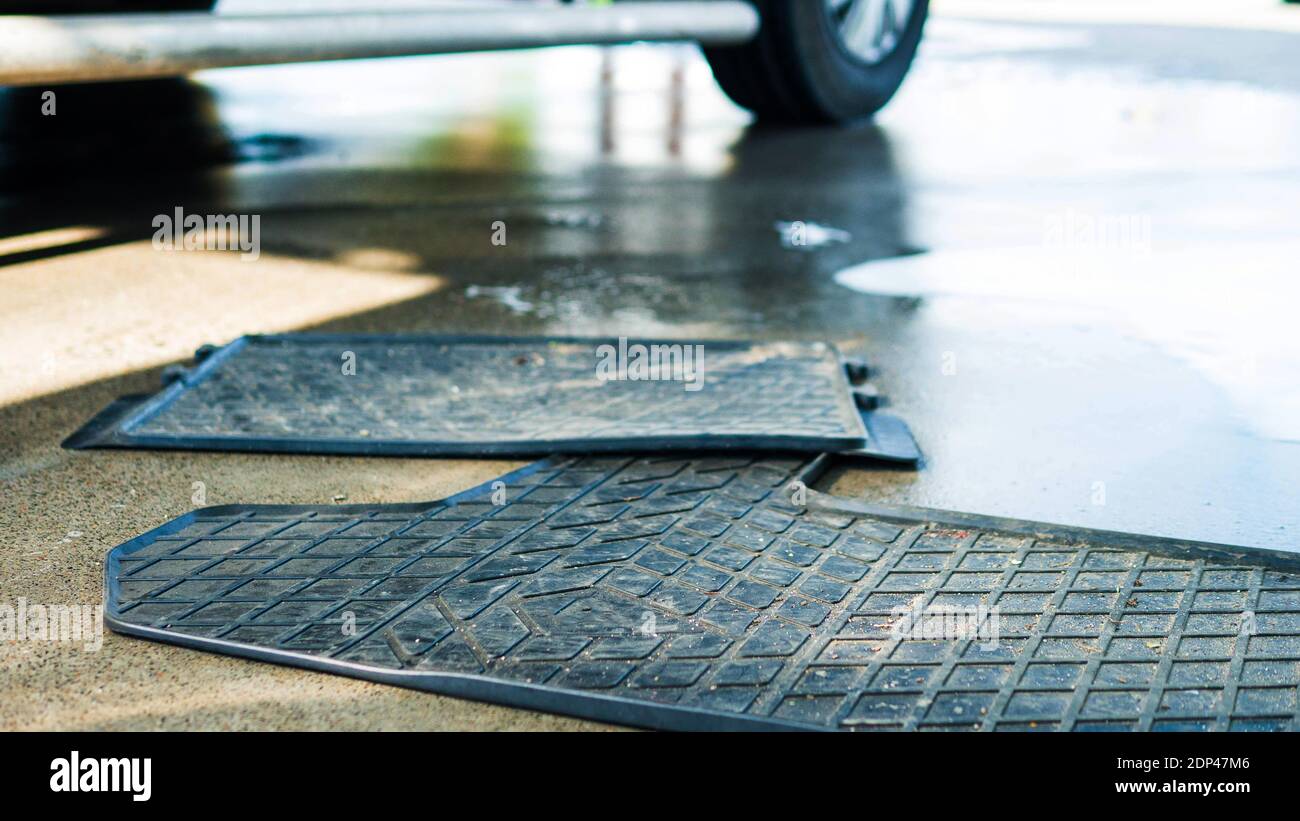 Dust mat hi-res stock photography and images - Alamy