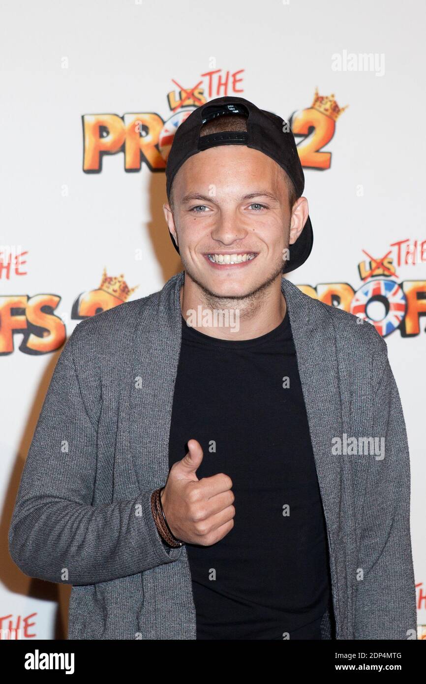 Paul Bartel a la premiere du film Les Profs 2 au Grand Rex a Paris ...