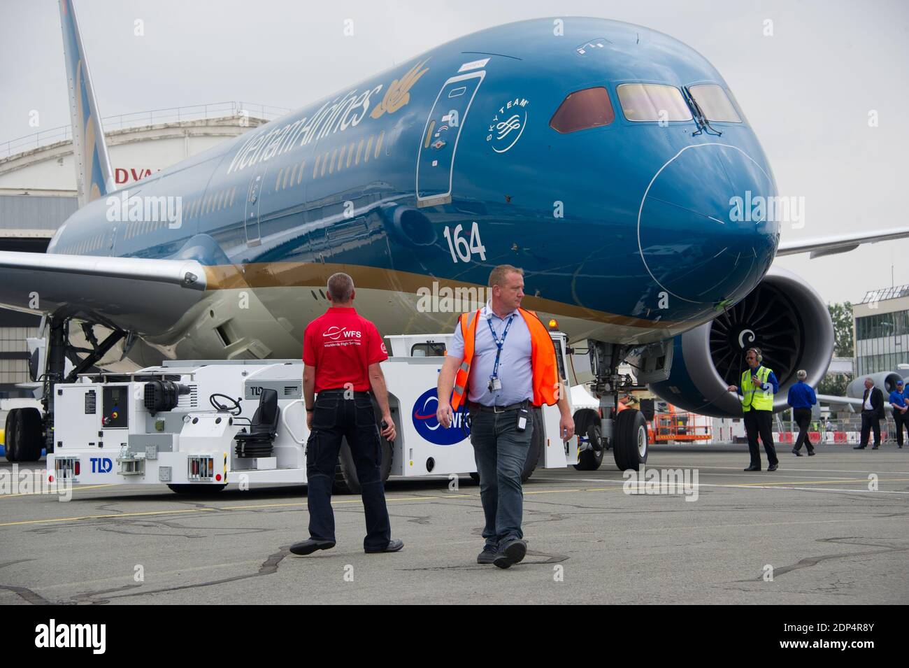 Boeing 787 9 air france hi-res stock photography and images - Alamy