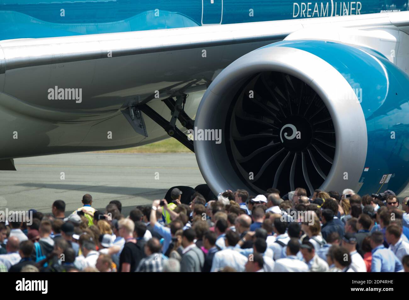 Boeing 787 9 dreamliner during hi-res stock photography and images - Alamy