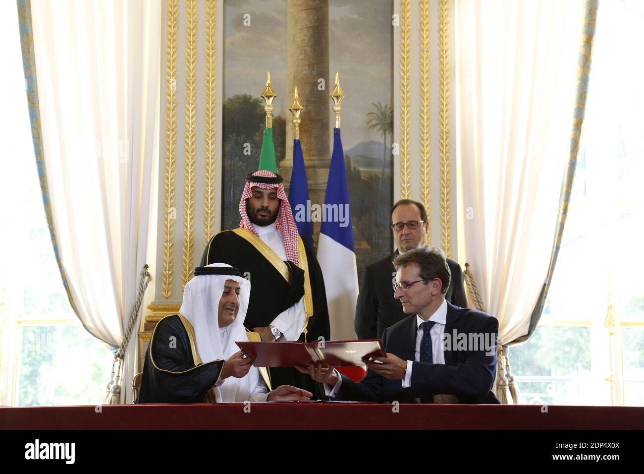 Pfi contract hi-res stock photography and images - Alamy