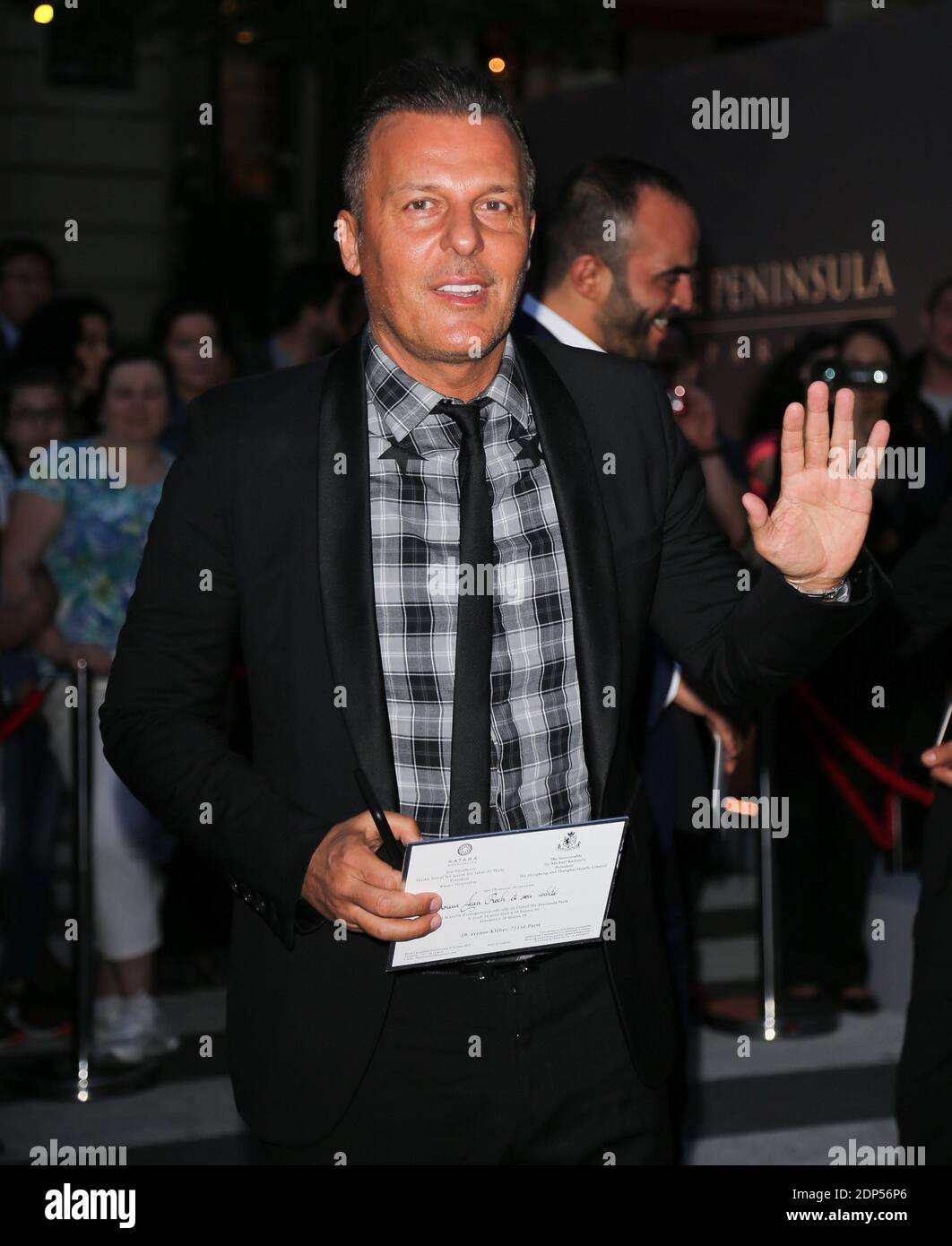 JEAN ROCH - ARRIVEES A L'INAUGURATION DU 'PENINSULA HOTEL' A PARIS ...