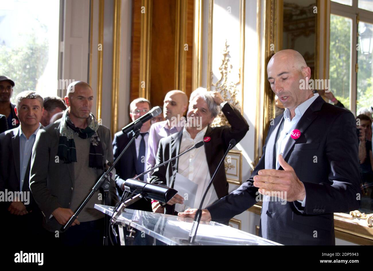ZINEDINE ZIDANE, GUY ALBA, NICOLAS CANTELOUP - LANCEMENT DU LIVRE 'LE ...