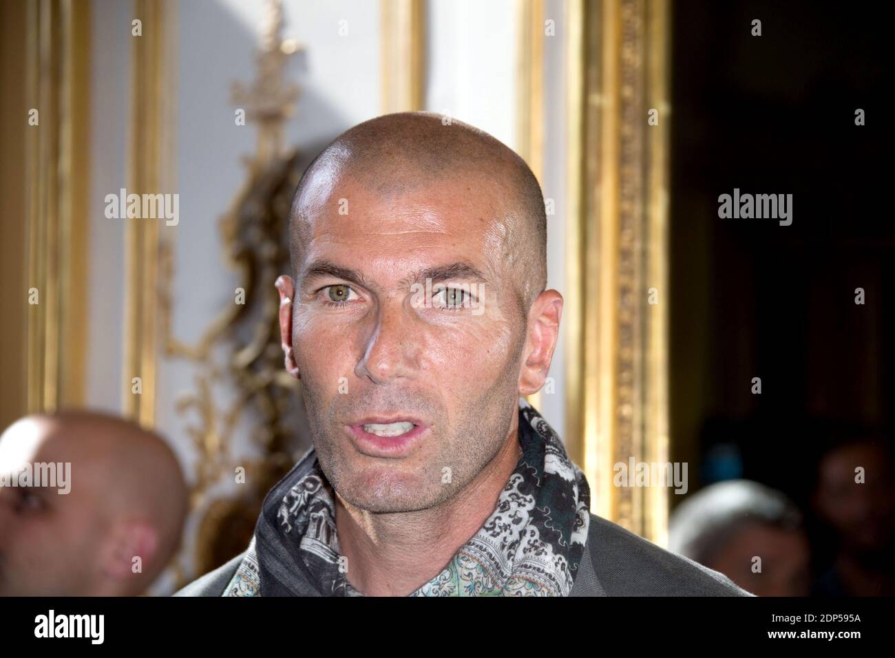 ZINEDINE ZIDANE - LANCEMENT DU LIVRE 'LE DESSEIN D'ELA' Photo by Nasser ...