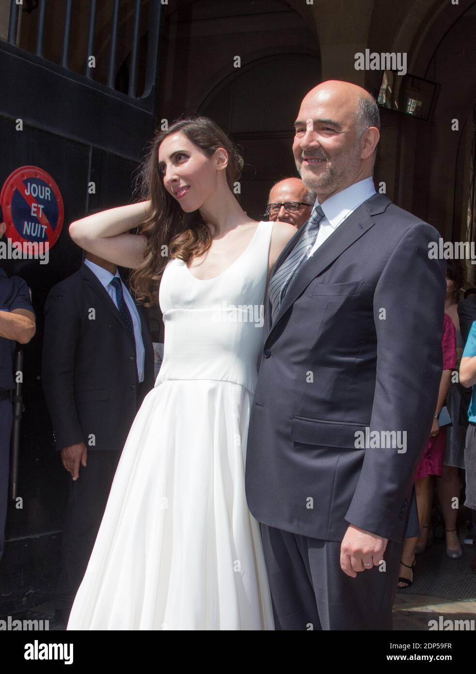 MARIAGE PIERRE MOSCOVICI AVEC ANNE-MICHELLE BASTERI A L'HOTEL DE VILLE ...