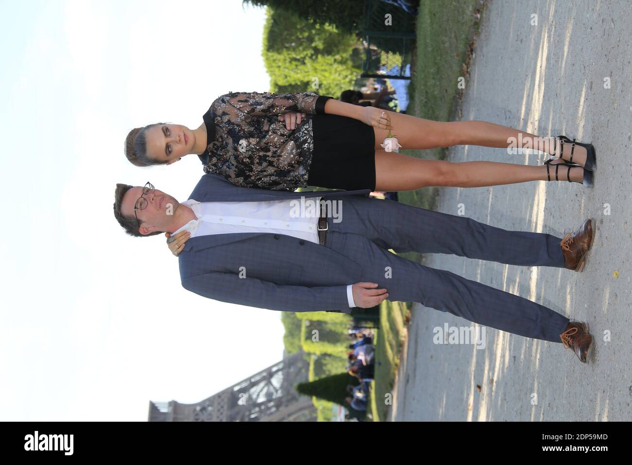 CARA DELEVINGNE ET JOHN GREEN - ARRIVE AU PHOTOCALL DU FILM 'LA FACE ...