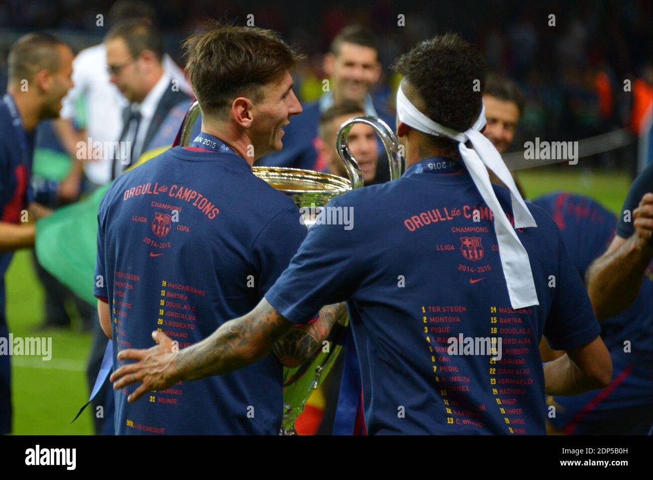 Barcelonas lionel messi celebrates hi-res stock photography and images ...