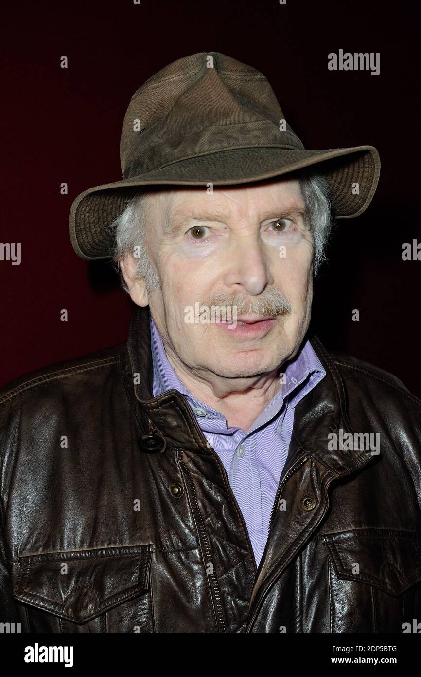 Popeck assiste a la representation publique de L'Entree Des Artistes ...