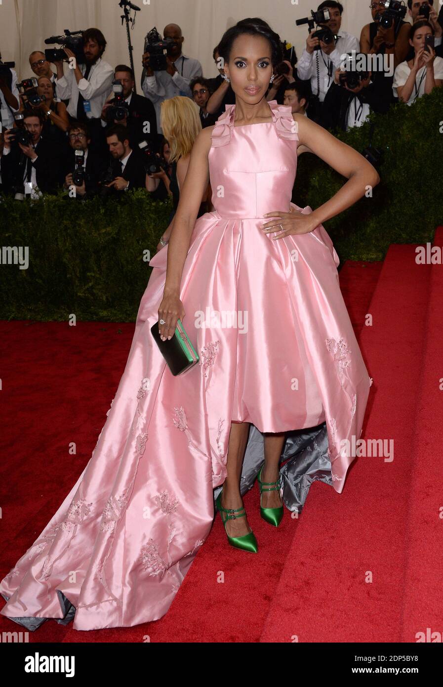 Kerry Washington attends the China: Through The Looking Glass Costume ...