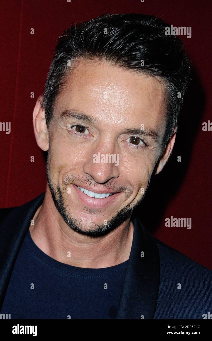 Stephane Joubert assiste a la representation publique de L'Entree Des ...