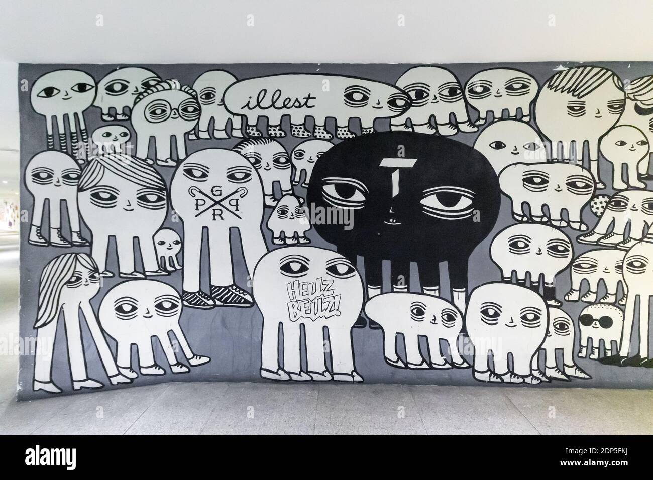 Wall art work of Dex Fernandez in the Philippines Stock Photo - Alamy