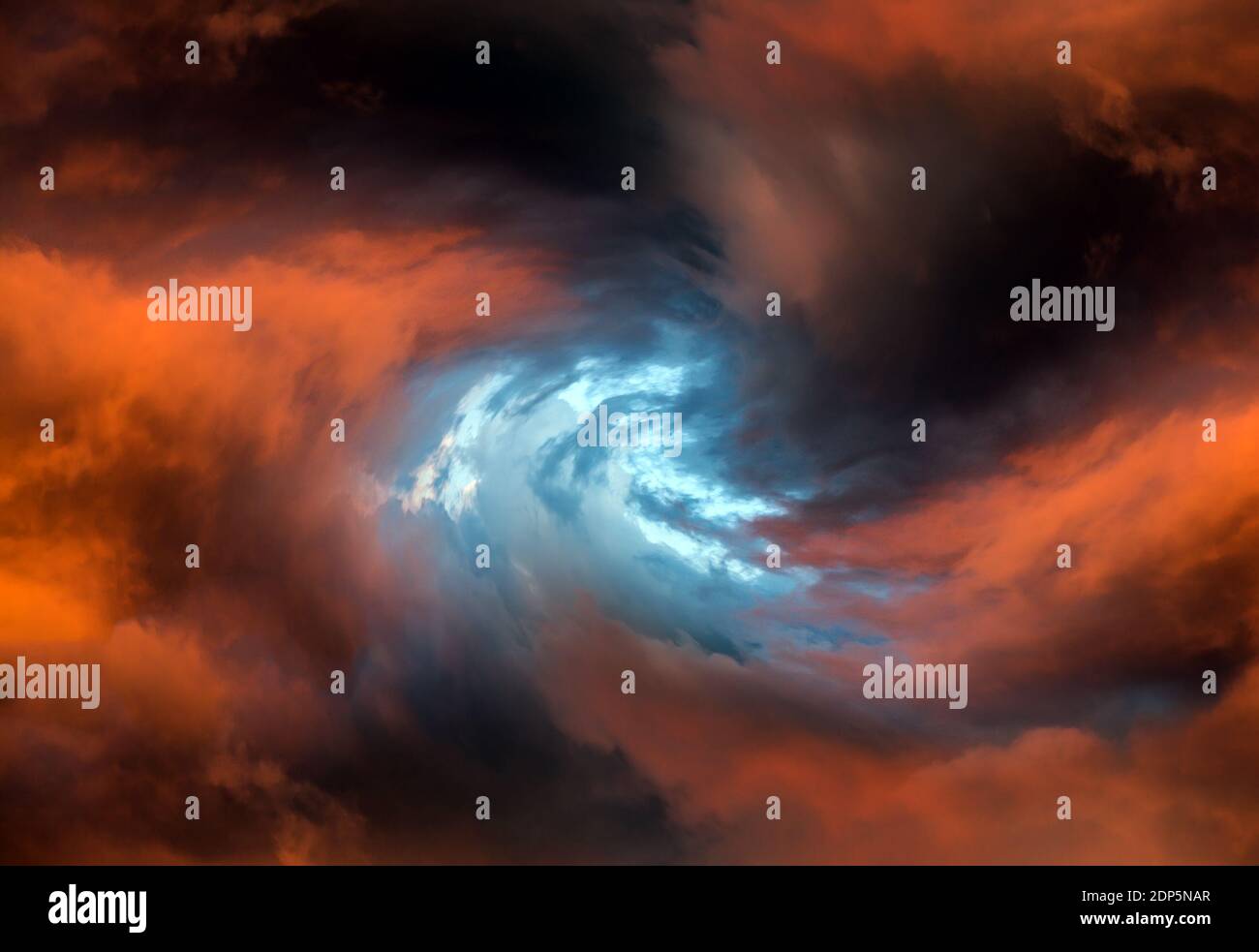 Red cumulonimbus clouds hi-res stock photography and images - Alamy