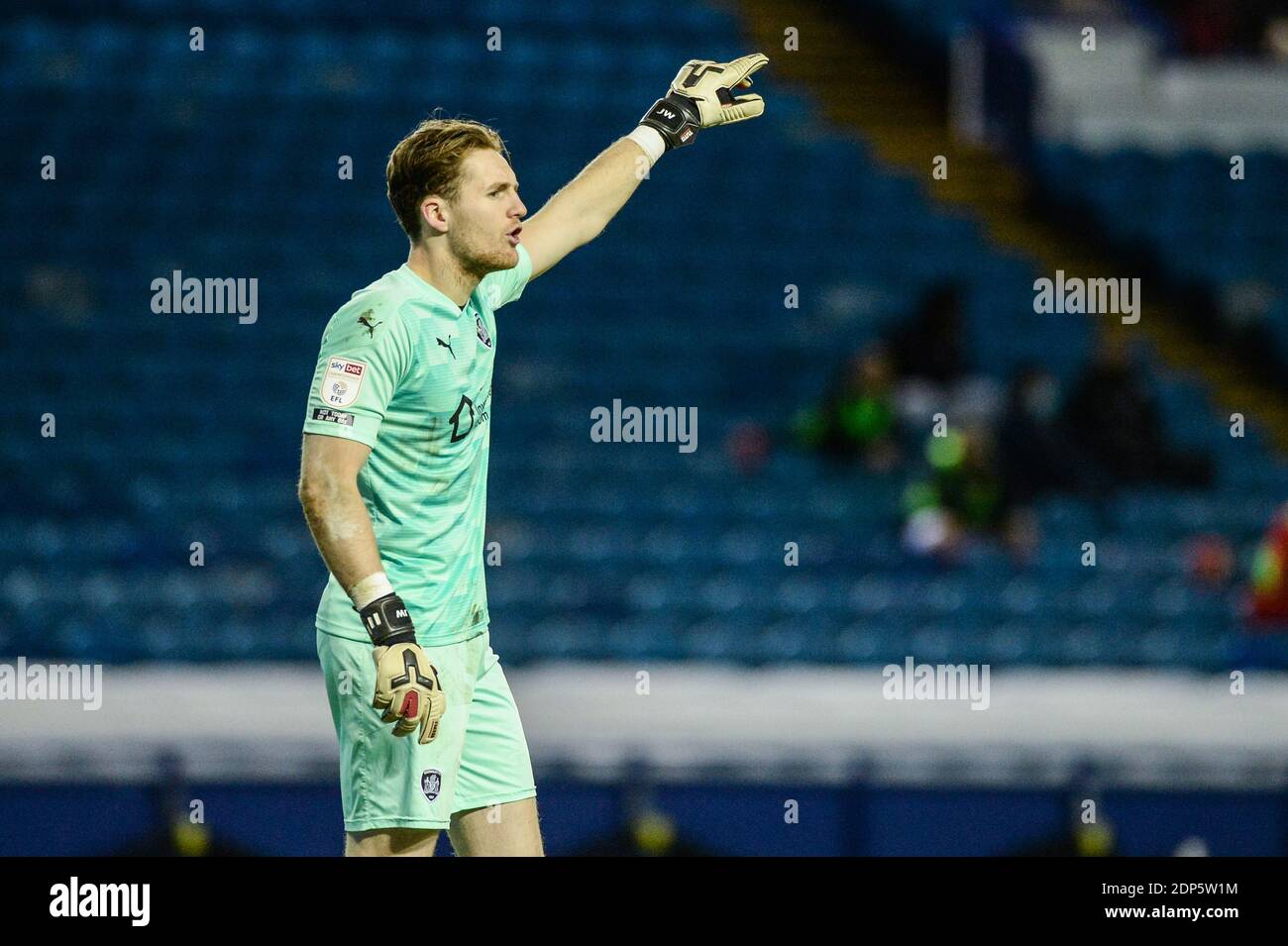 Barnsley goalkeeper jack walton hi-res stock photography and images - Alamy