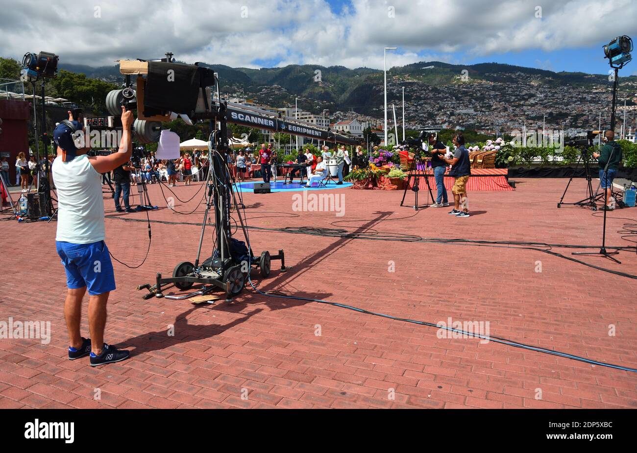 Tv filming equipment hi-res stock photography and images - Alamy
