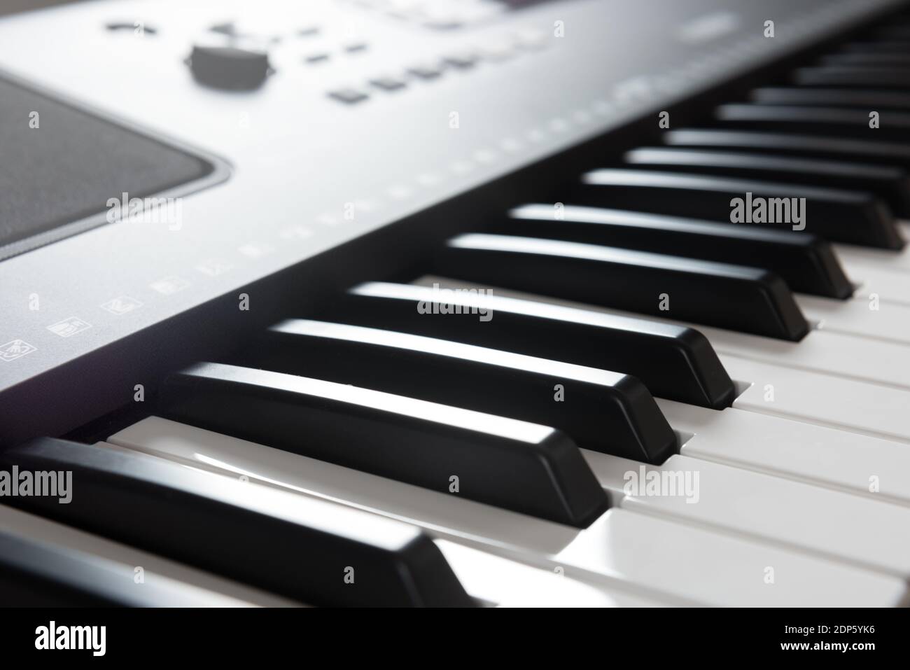 Recording studio piano hi-res stock photography and images - Alamy