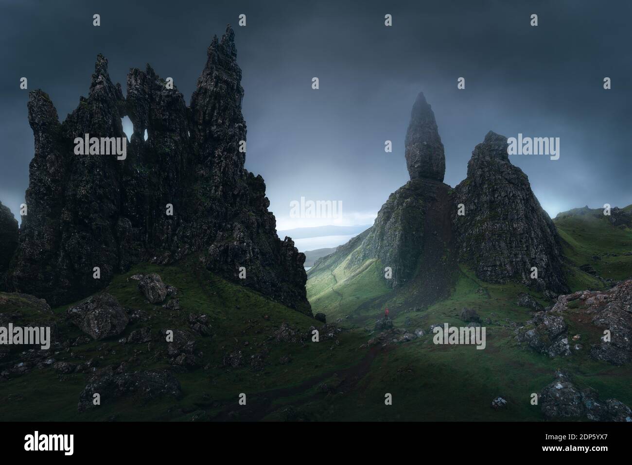 Edimburgh castle hi-res stock photography and images - Alamy