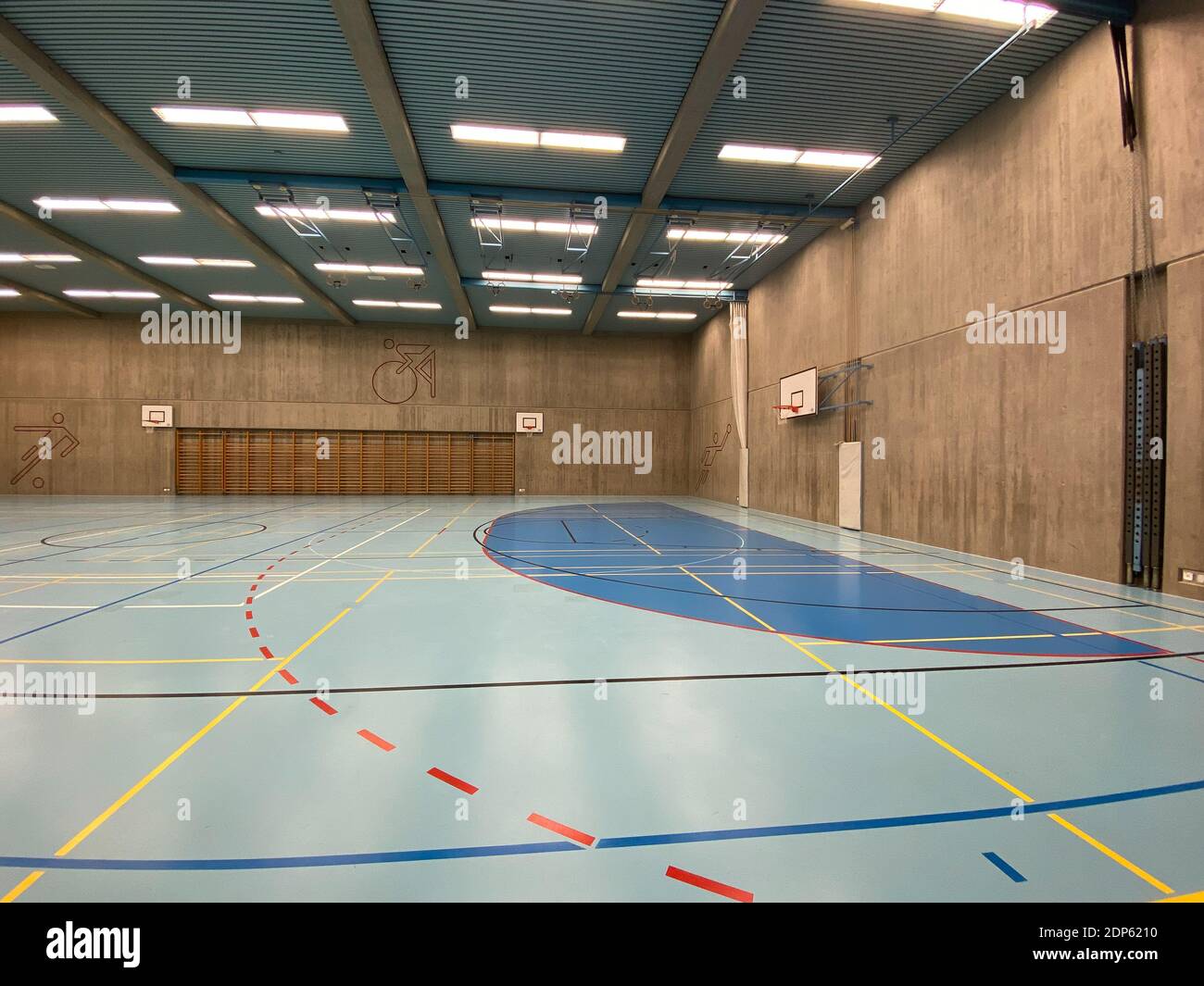 Empty floorball hi-res stock photography and images - Alamy