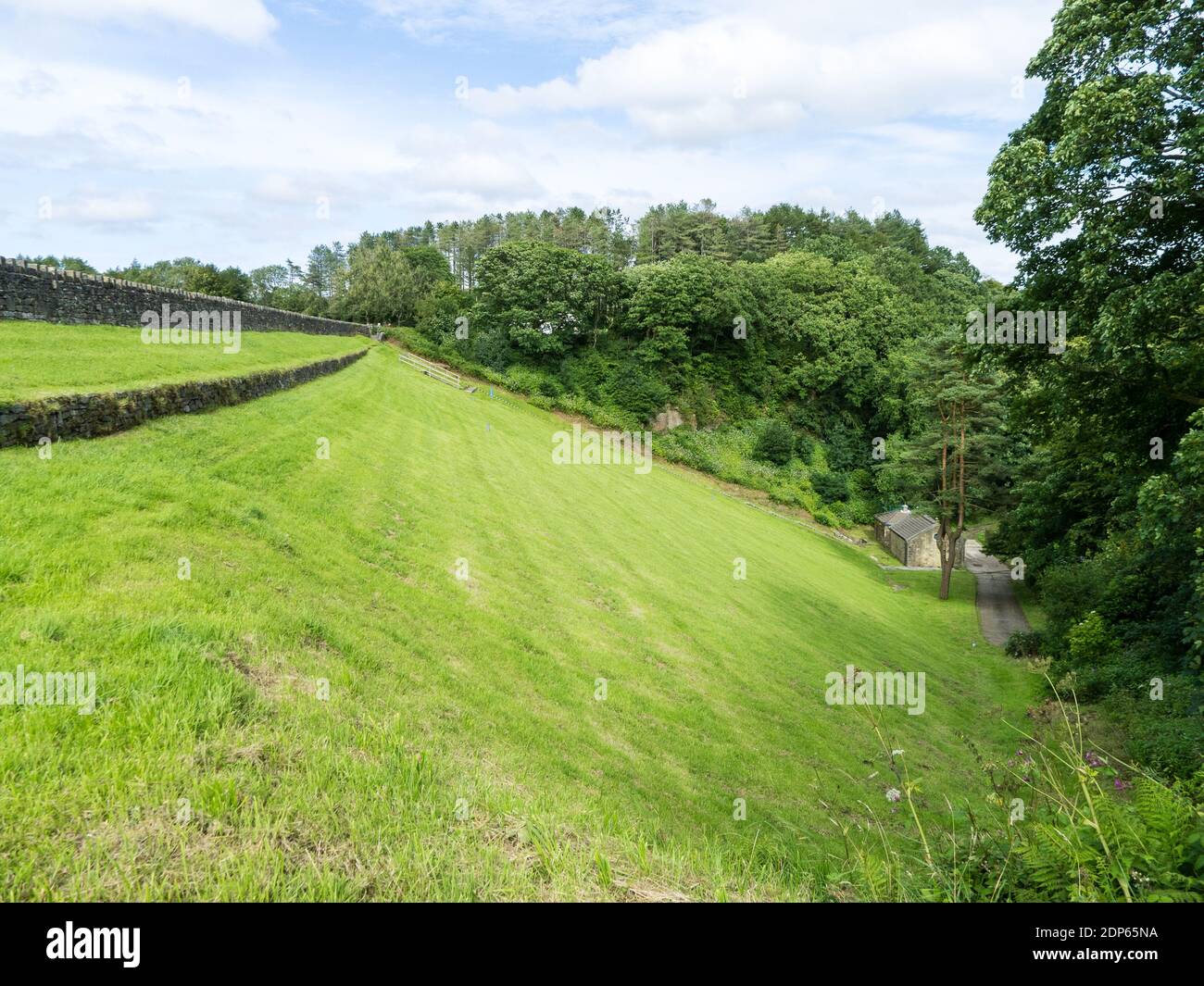 Dam at Entwistle Reservoir, Lancashire Stock Photo - Alamy