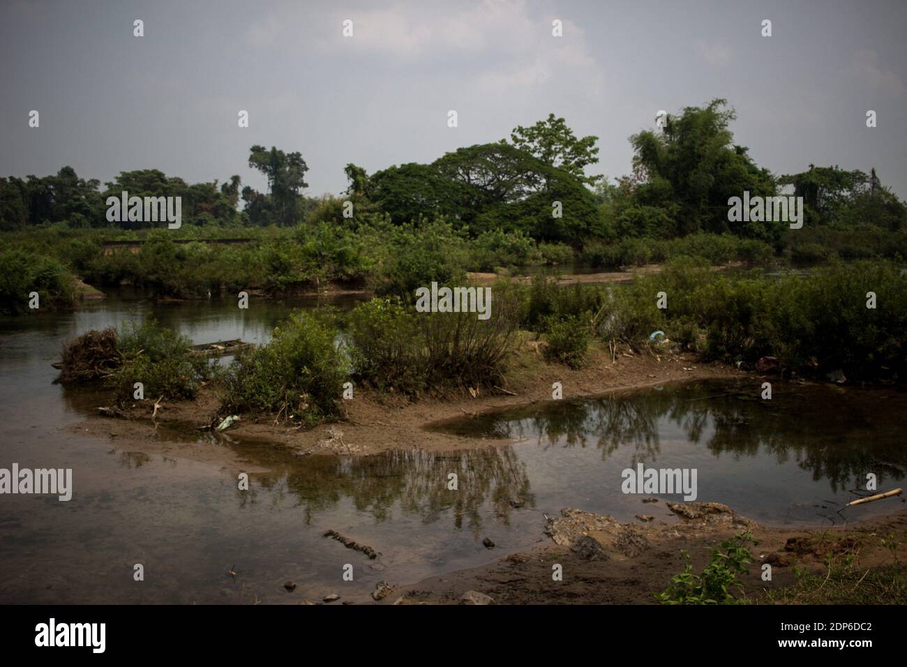 LAO - ENVIRONNEMENT - 4000 ISLAND Portrait of the 4000 Islands ...