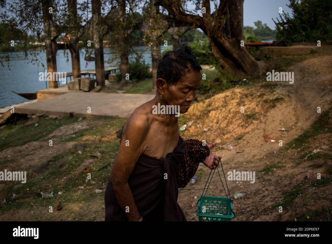 LAO - ENVIRONNEMENT - 4000 ISLAND Portrait of the 4000 Islands ...