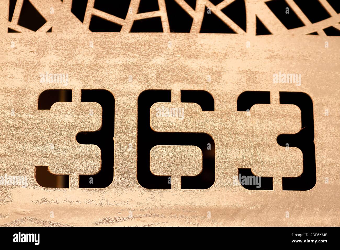 Metal door numbers cut out hi-res stock photography and images - Alamy