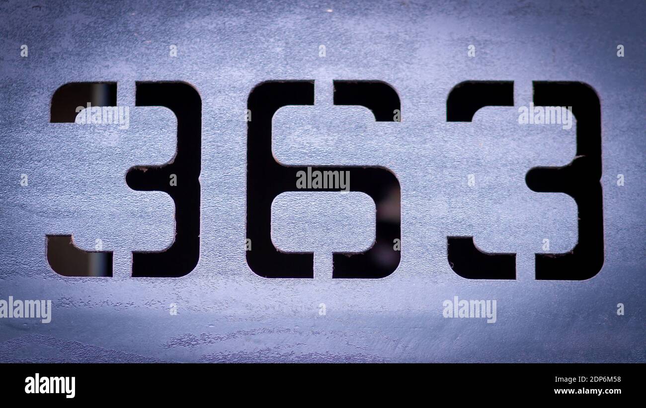 Metal door numbers cut out hi-res stock photography and images - Alamy