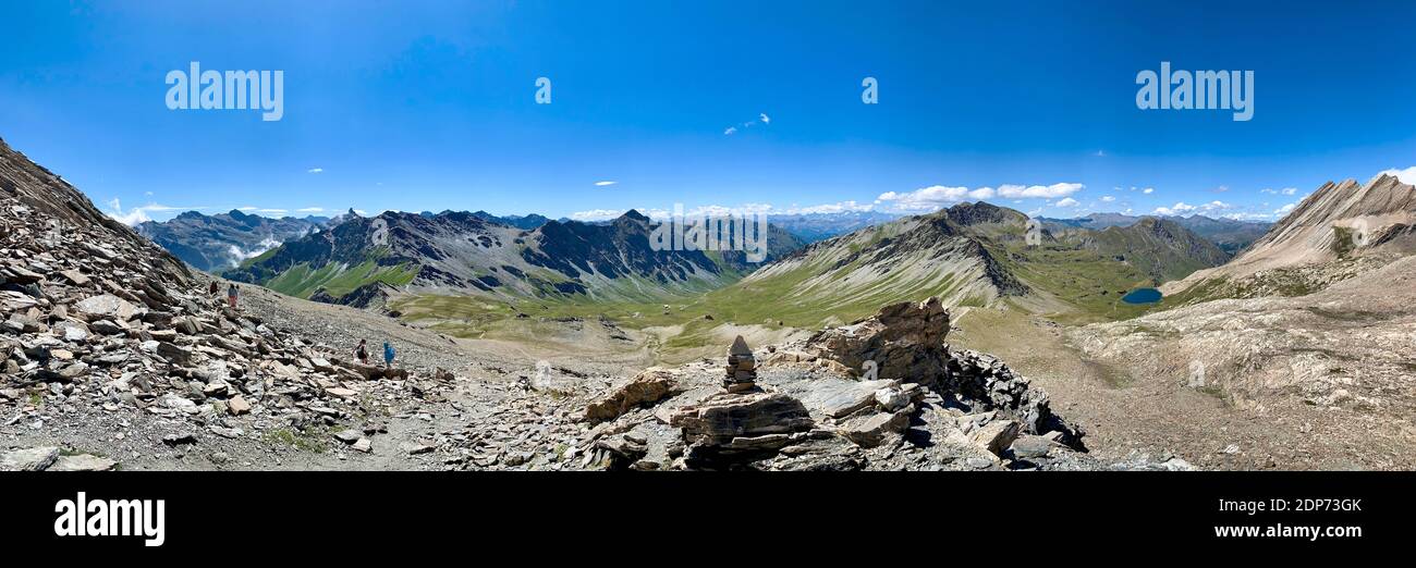 Col agnel france and italy hi-res stock photography and images - Alamy