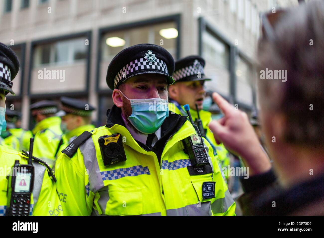 Police officer pointing finger hi-res stock photography and images - Alamy