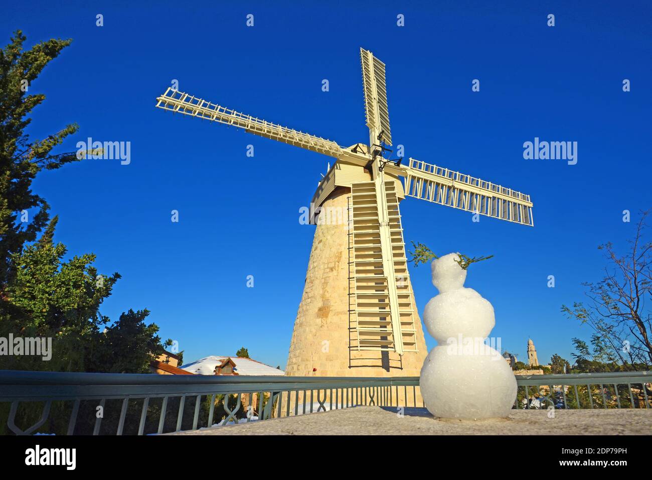 Yemin Moshe, Montefiore Windmill, Jerusalem, Israel Stock Photo - Alamy