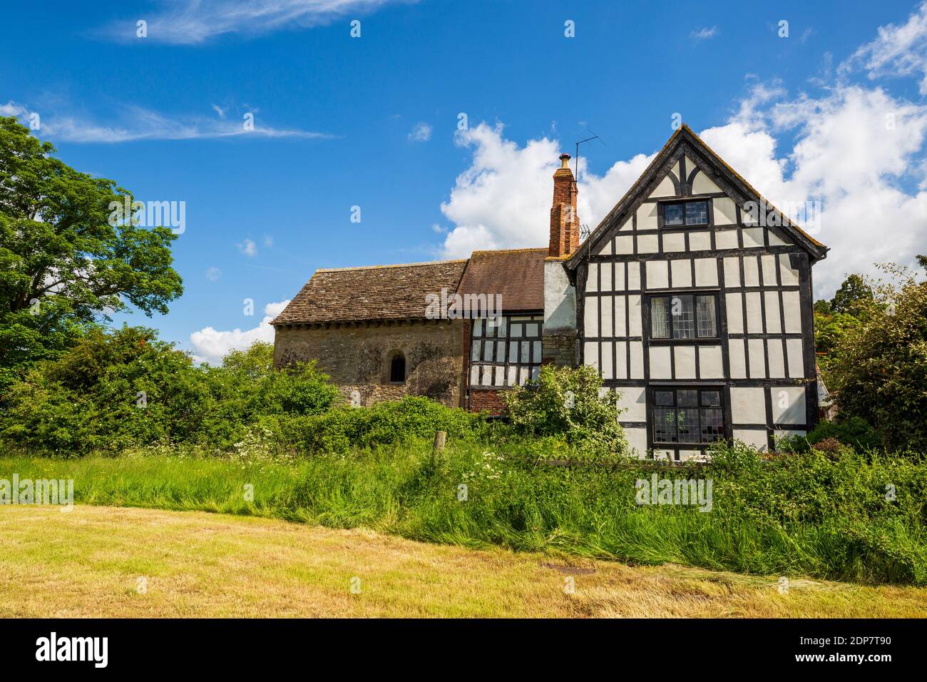 The exterior of Odda's 11th century Saxon chapel at Deerhurst ...
