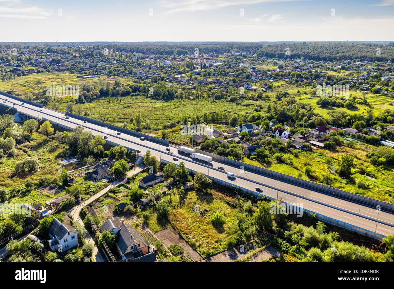 Aerial view of cars hi-res stock photography and images - Alamy