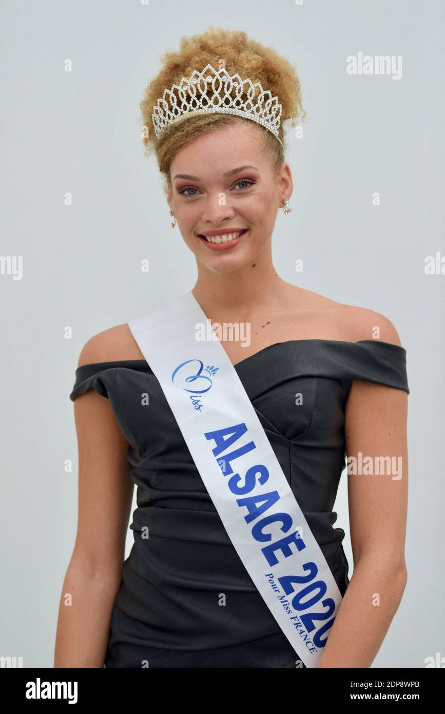 A day in the company of Aurélie Roux Miss Alsace 2000, during her visit ...