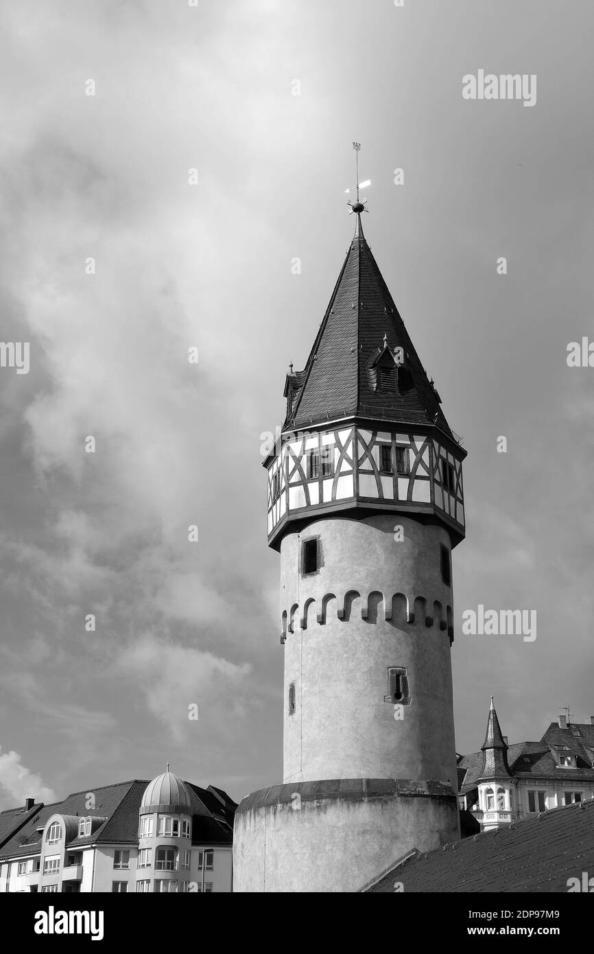 A low angle greyscale view of the Bockenheimer Warte watchtower in ...