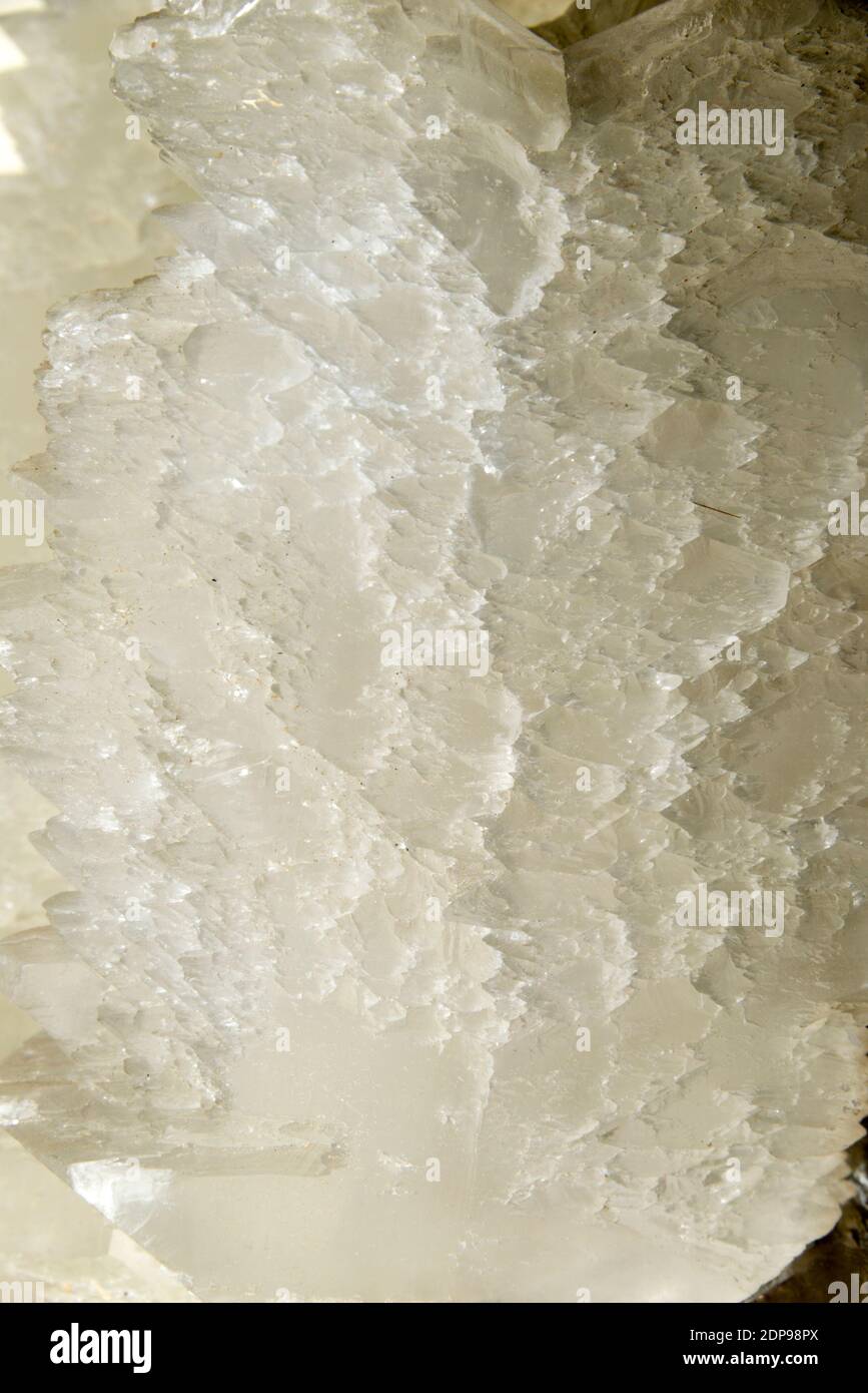 Gypsum dihydrate hi-res stock photography and images - Alamy