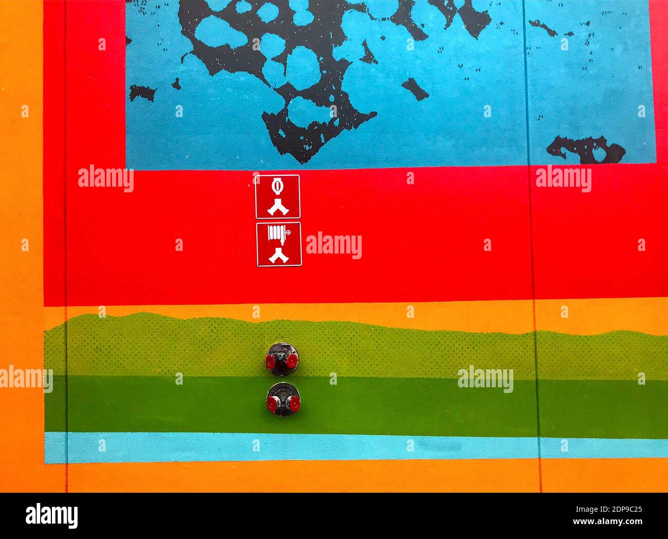 Montreal fire hydrant hi-res stock photography and images - Alamy