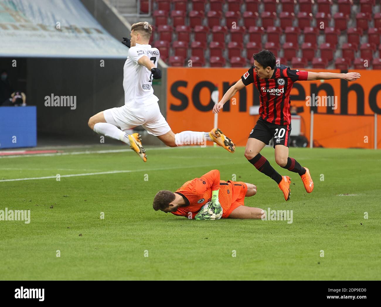 firo: 19.12.2020 Soccer: Soccer: Bundesliga, season 2020/21 FC Augsburg ...