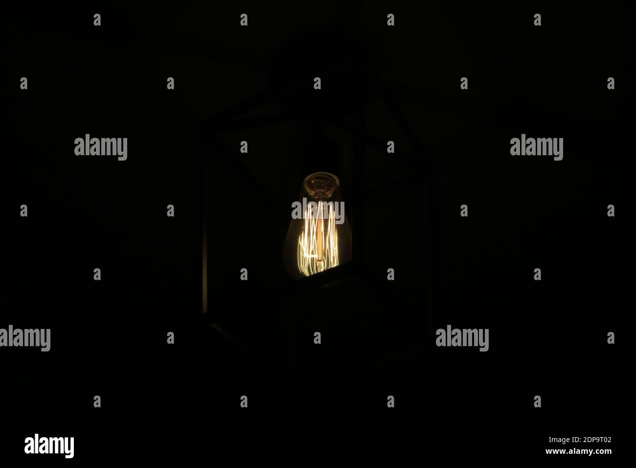light bulb in pure darkness, abstract photo Stock Photo - Alamy