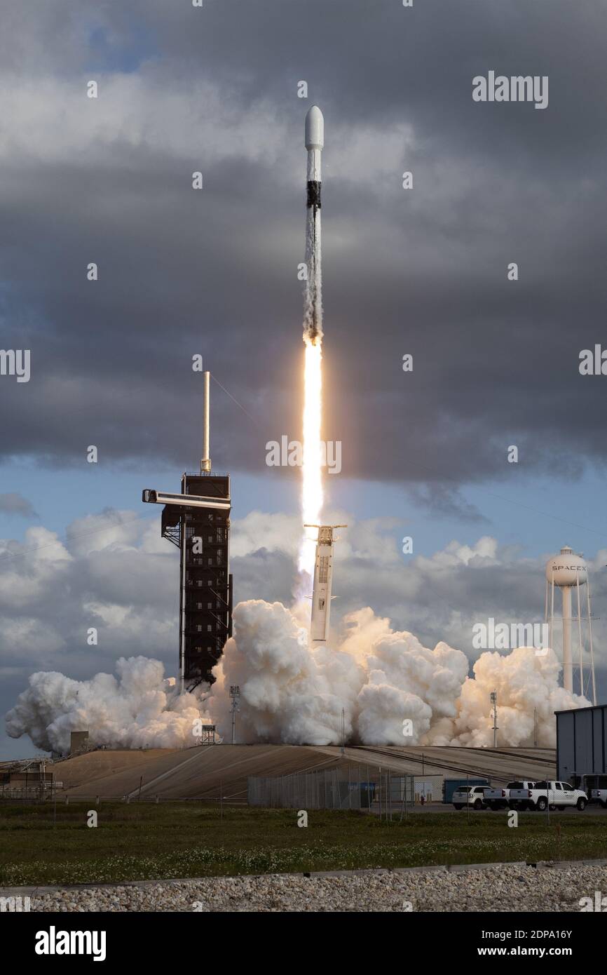 National reconnaissance office nro hi-res stock photography and images ...