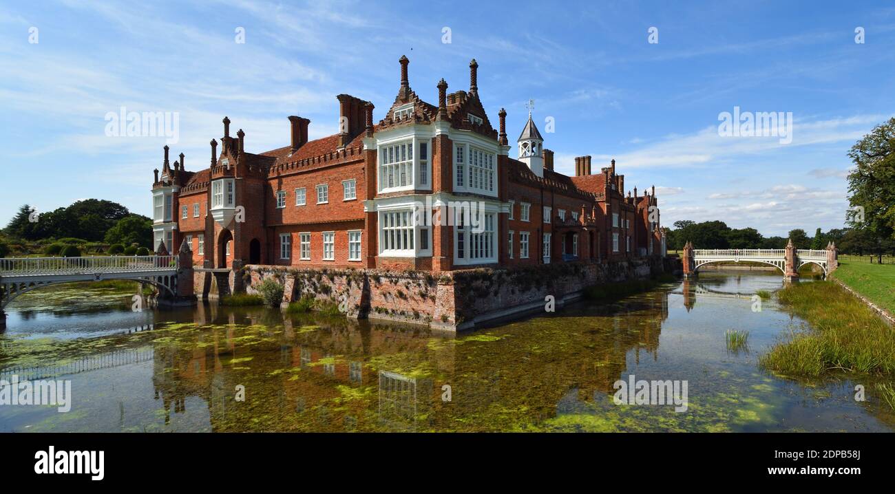 Helmingham hall hi-res stock photography and images - Alamy