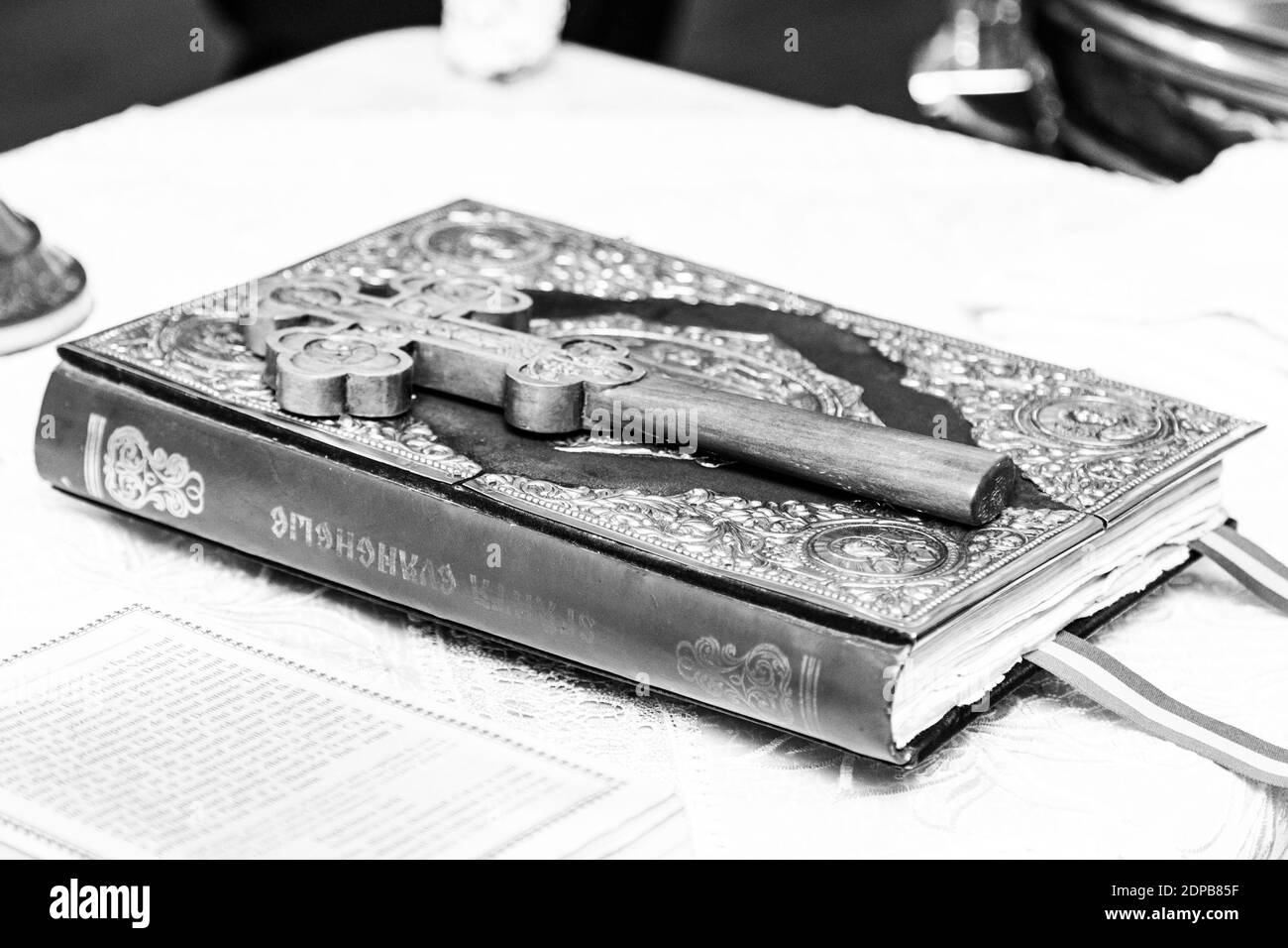 Bible and cross Black and White Stock Photos & Images - Alamy
